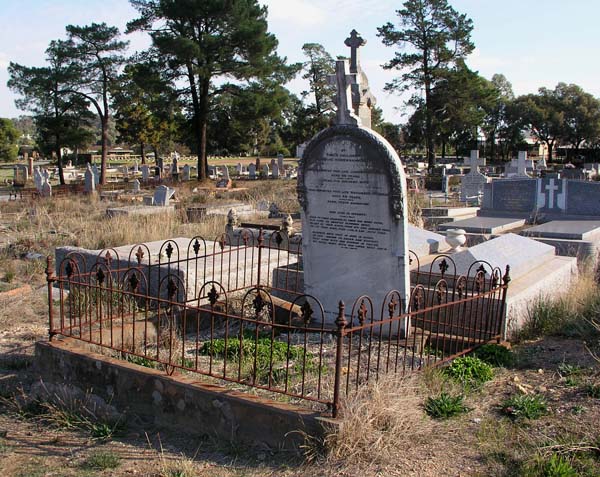 Australian Cemeteries - Victoria - Rushworth Cemetery Trust